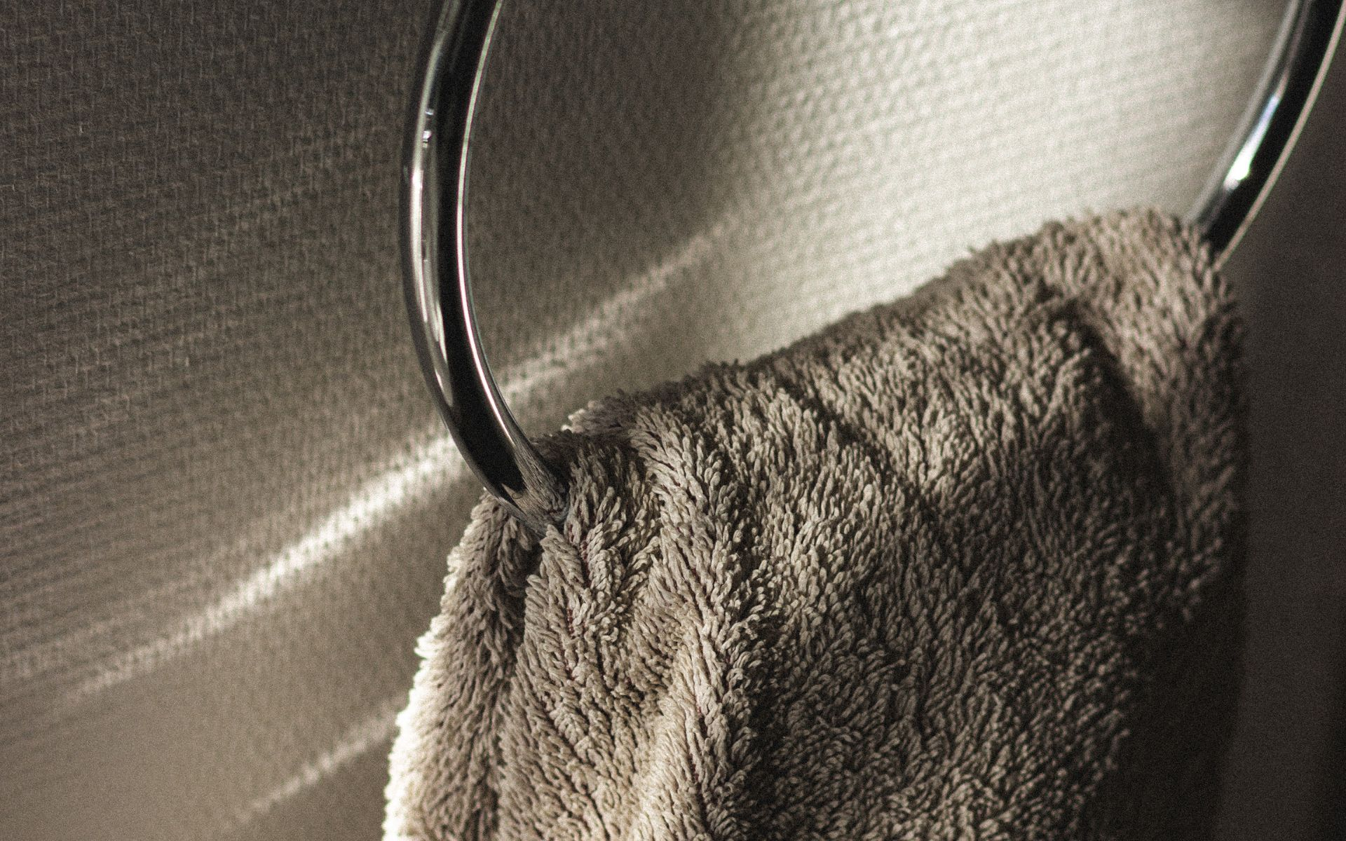 Evolve Bathroom Accessories – Luxury Interiors Direct