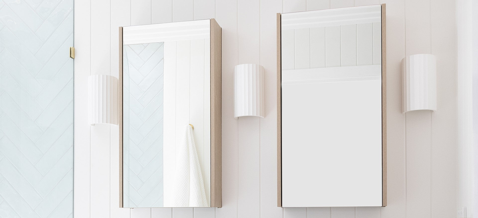 Mirrored Cabinets – Luxury Interiors Direct